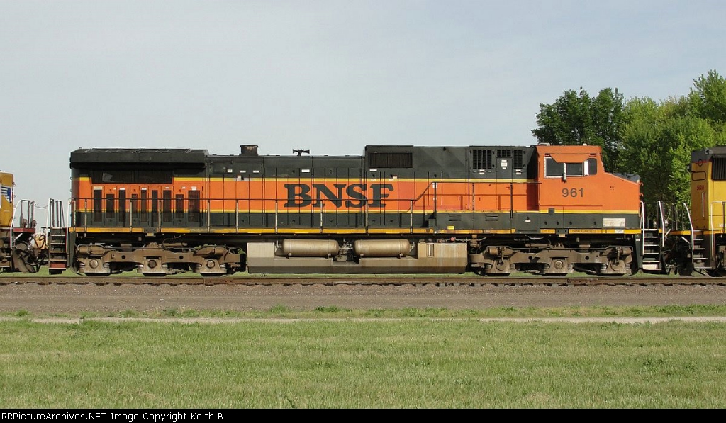 BNSF 961